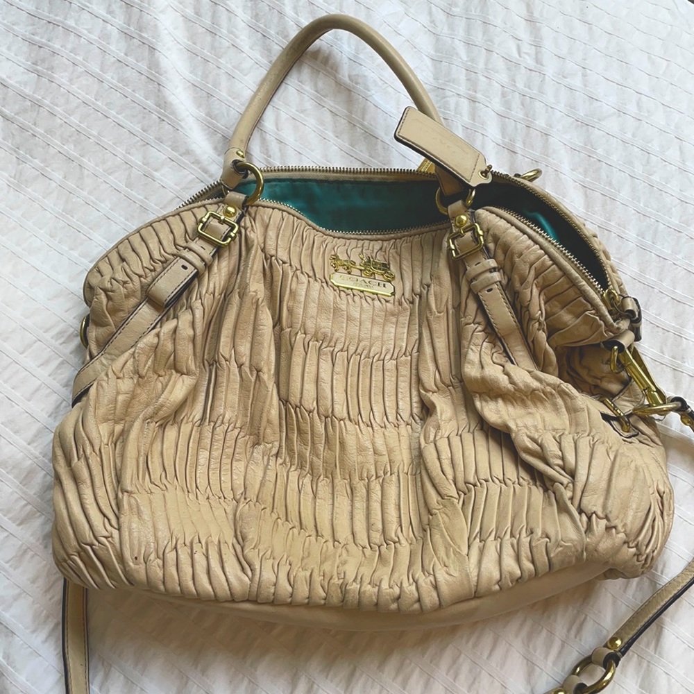 Coach Pleated Cream Color Bag - Gem